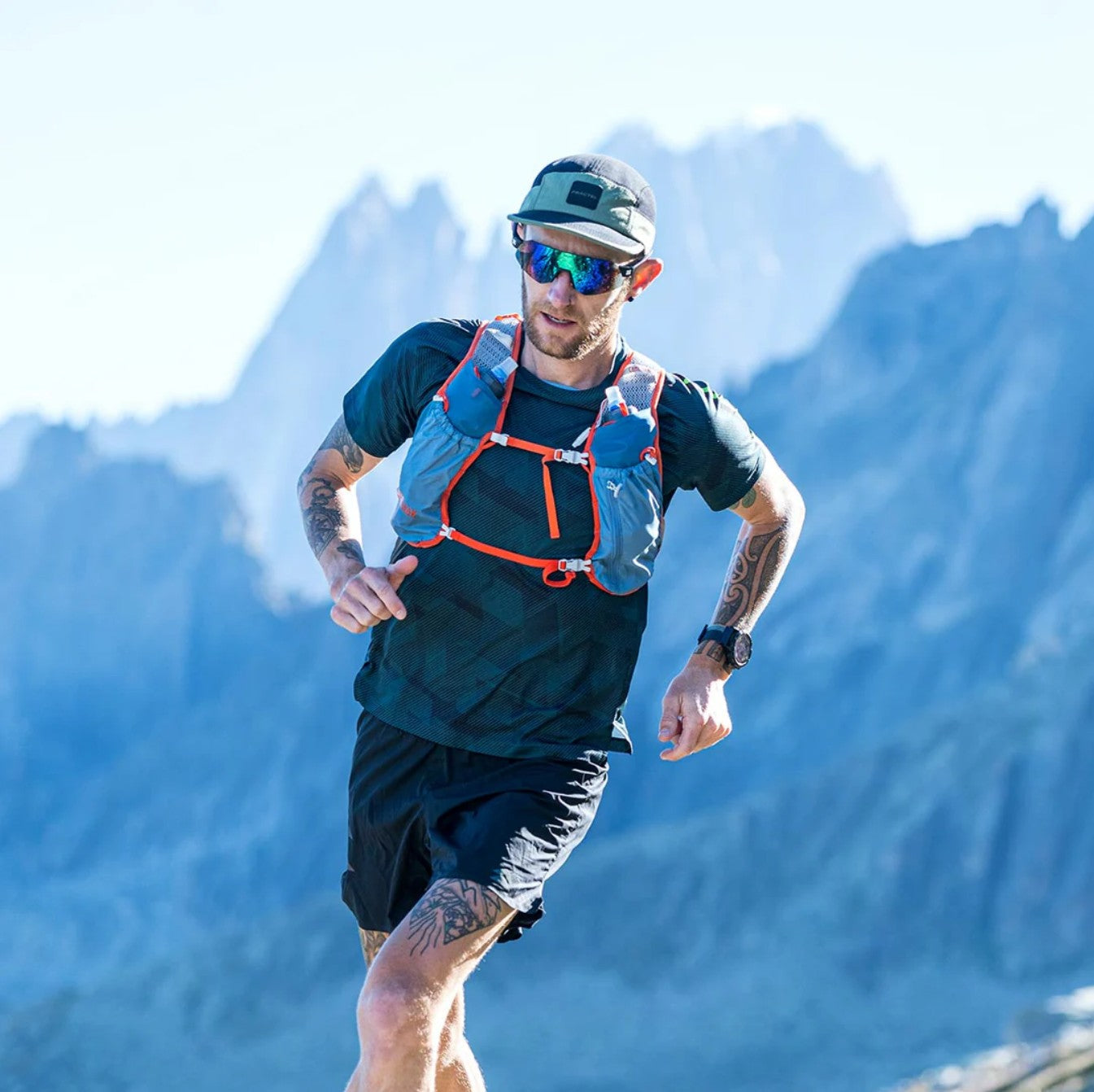 TravelMoodGear Hydration Packs – Stay Hydrated on Trails